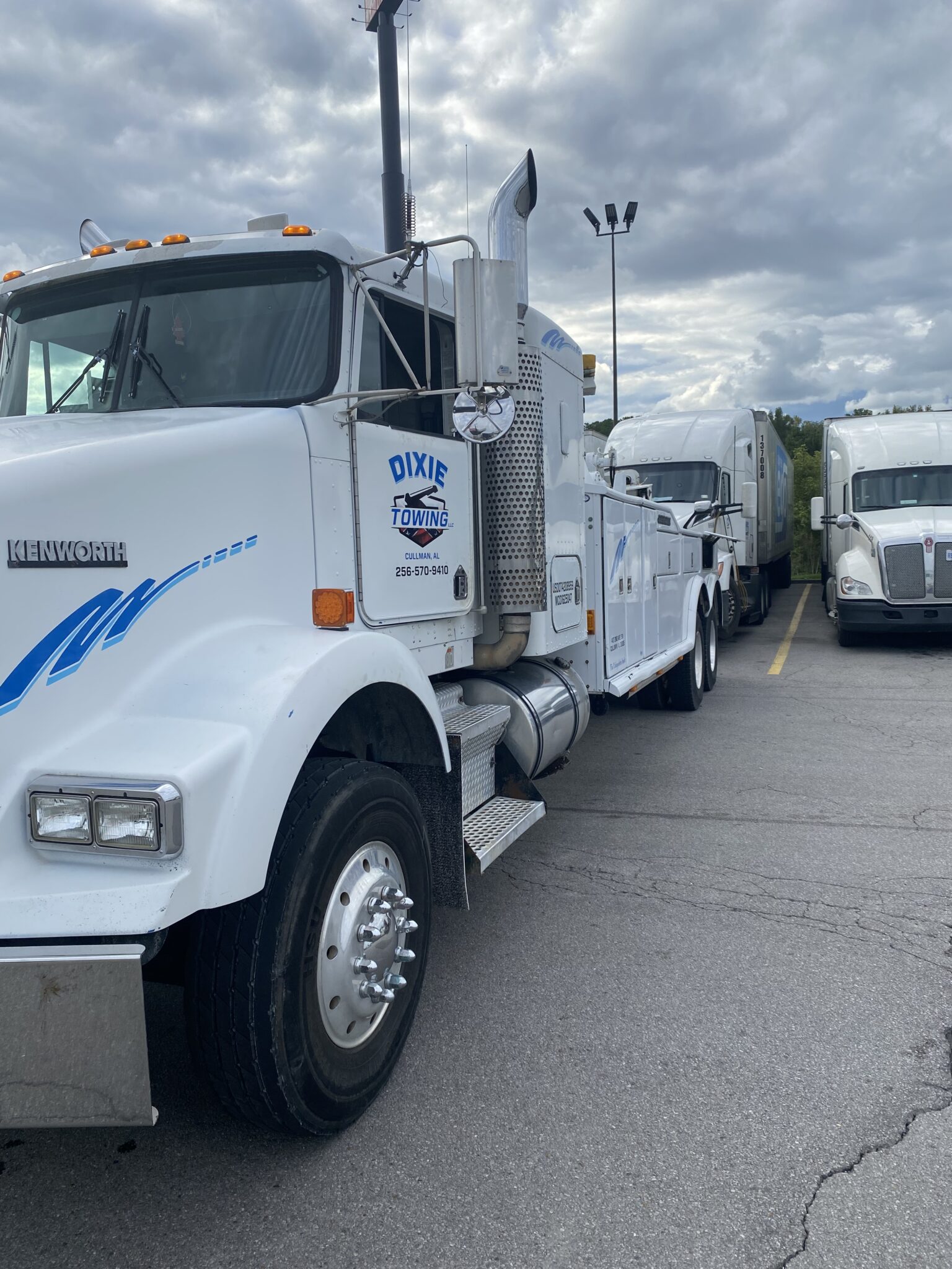 Heavy Duty Truck Towing in Cullman Al - Dixie Towing, LLC